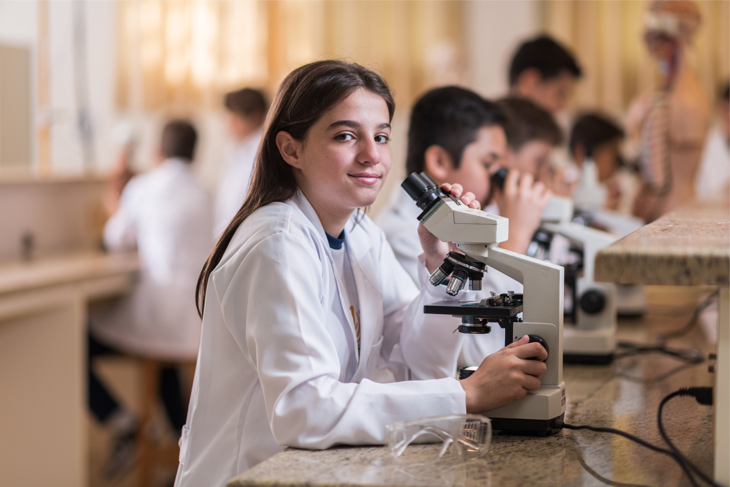Colégio Monjolo: ensino moderno, inteligente, completo e com foco em ...